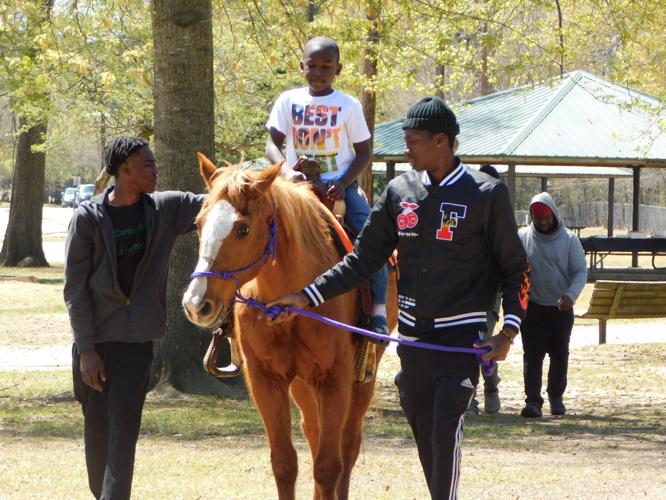 Horse ranch reaches out to local kids | Local News | rockymounttelegram.com