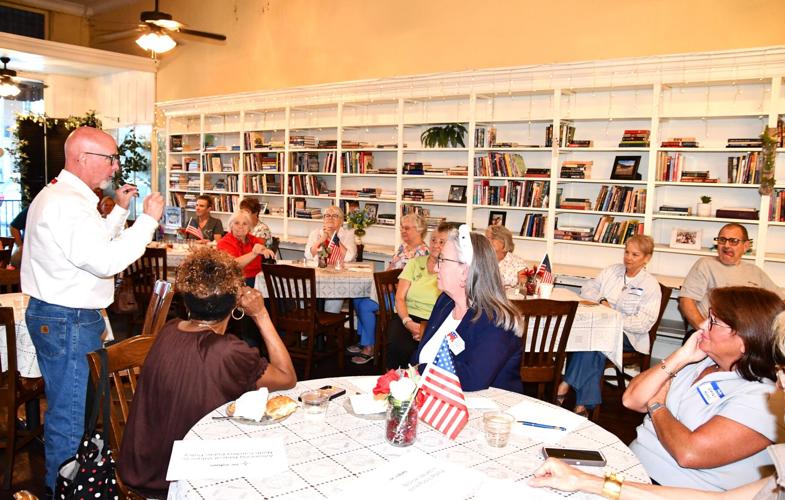 Congressional candidate declares support for Trump at GOP gathering ...