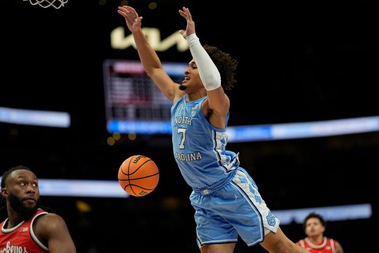 Seth Trimble returns from broken arm to set up winning basket in UNC's ...
