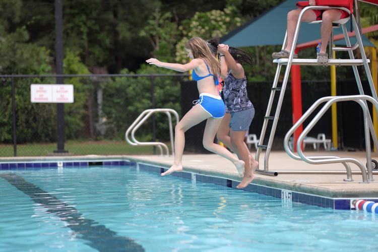 City pool gives residents great place to play when the weather ...