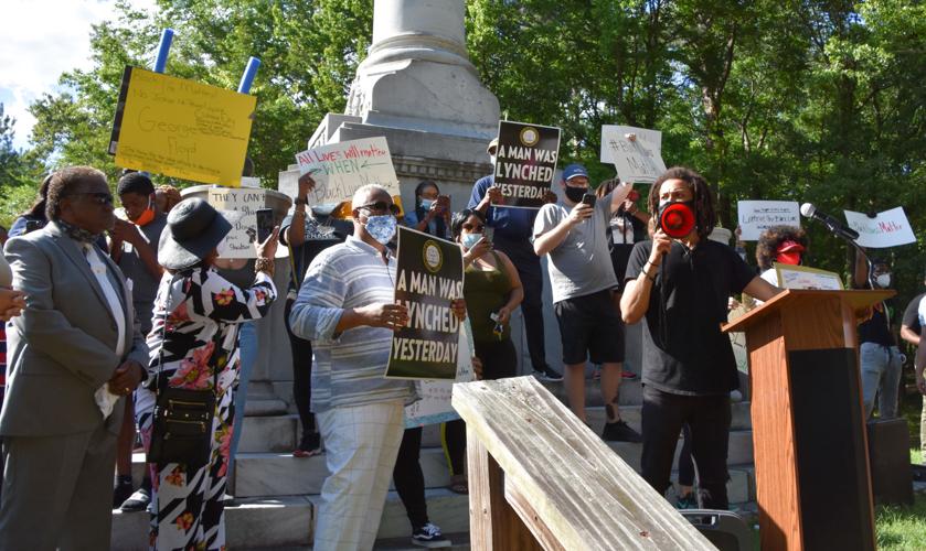 Protestors stage peaceful rally at Confederate monument | Local News ...