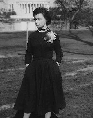 Ruth Maxine McCall | Obituaries | rockymounttelegram.com