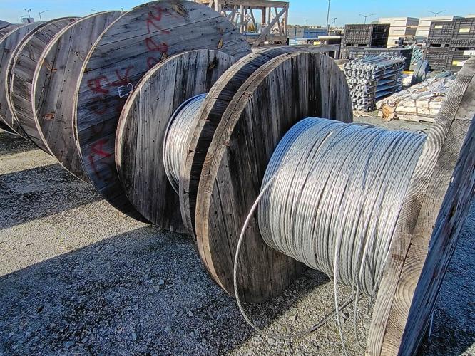 Power, road crews prepare for storm; governor issues state of emergency ...