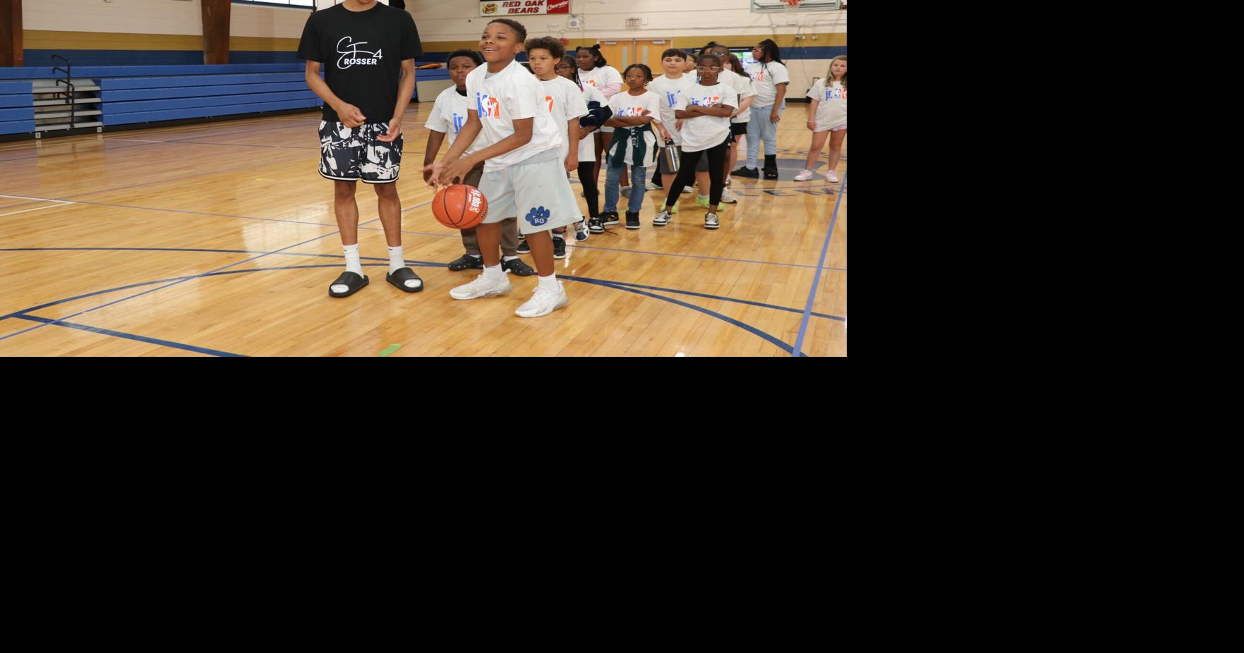 Rosser inspires students to perform their best | School News ...