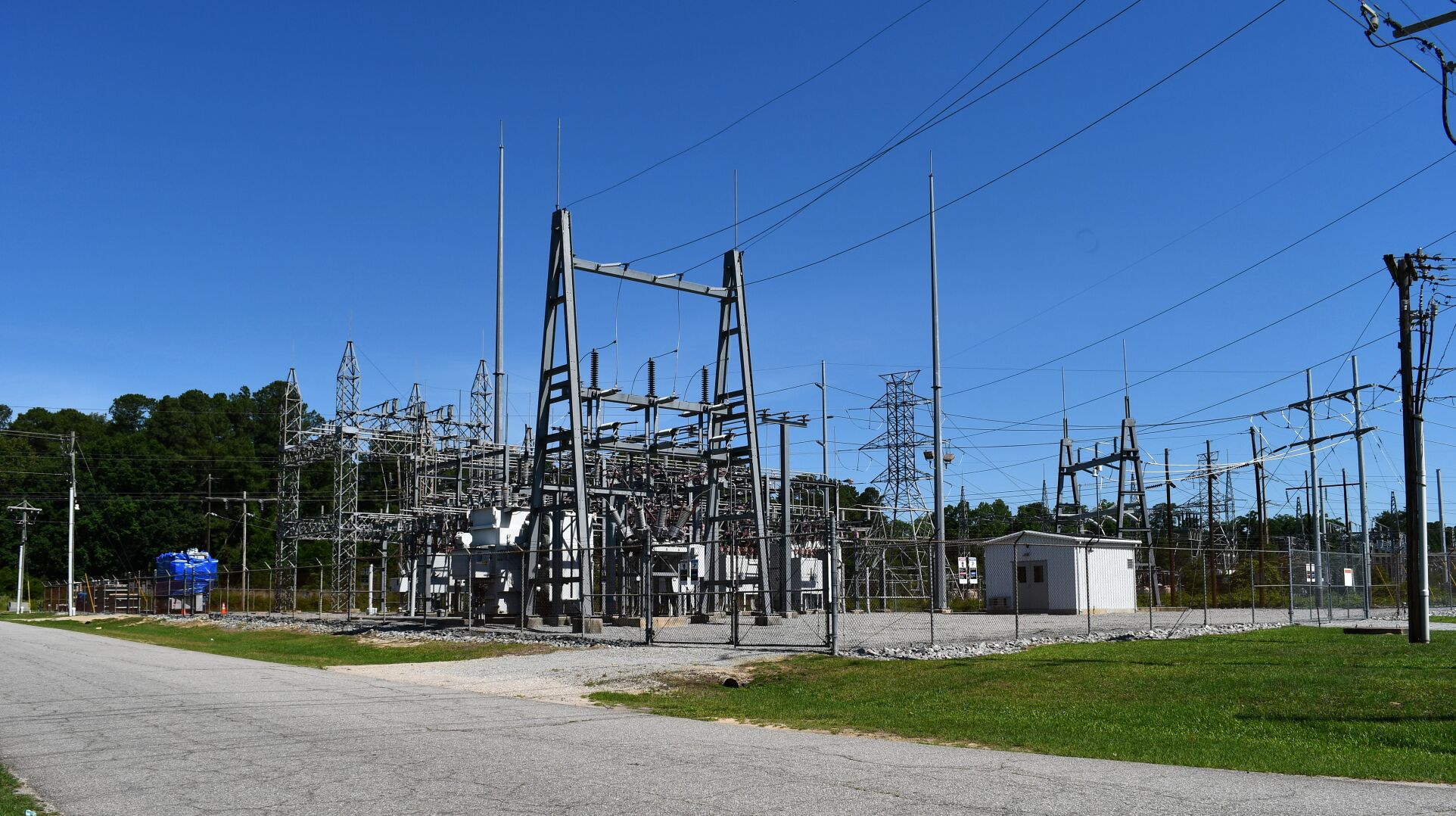 Willingham against bill to curb transfer of city electric and natural ...