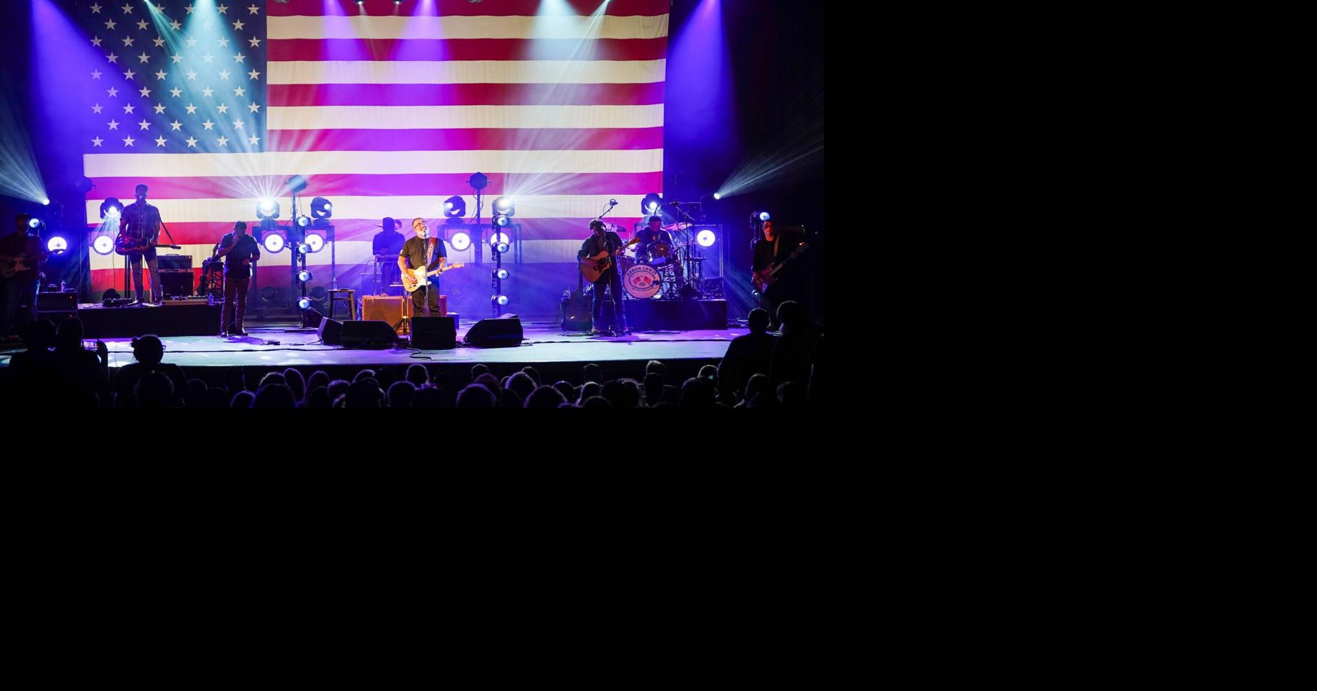 American patriot Aaron Lewis returns to Weldon Mills Theatre | Local ...