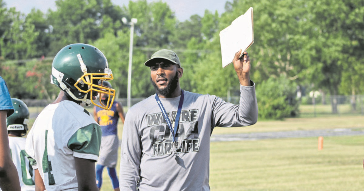 Prep Football: Back to point: Southeast Halifax, at long last, returns ...