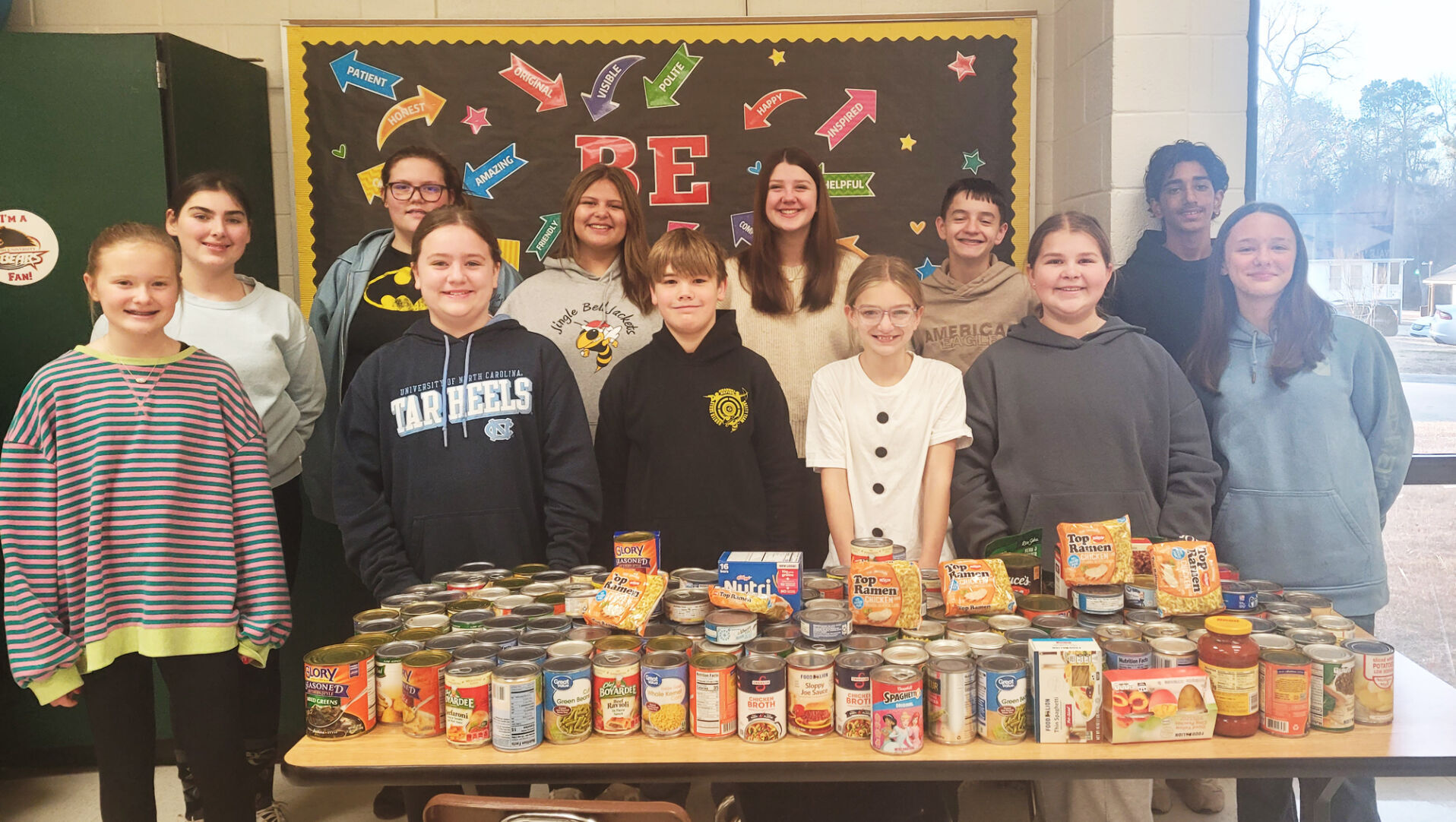 Chaloner students donate food to pantry, local charity | Valley ...