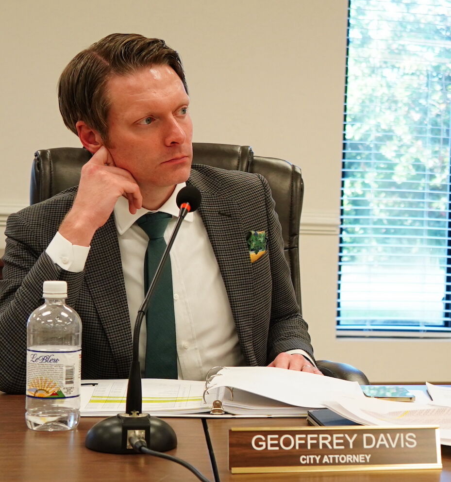 City releases statement on unpaid leave for chief, captain | Local News ...