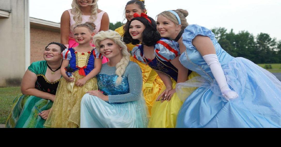 'Be Our Guest': Shenanigans Disney Princesses and Spider-Man entertain ...