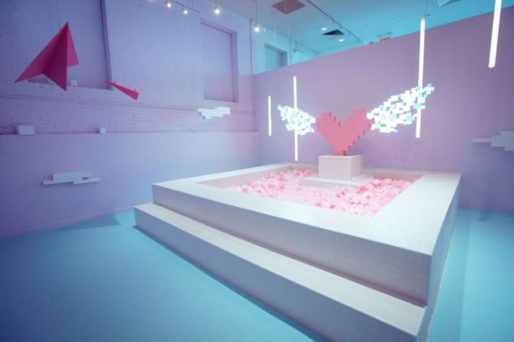 Pop Up Exhibits: The Secret Scenes of New York You Need To Check Out ...