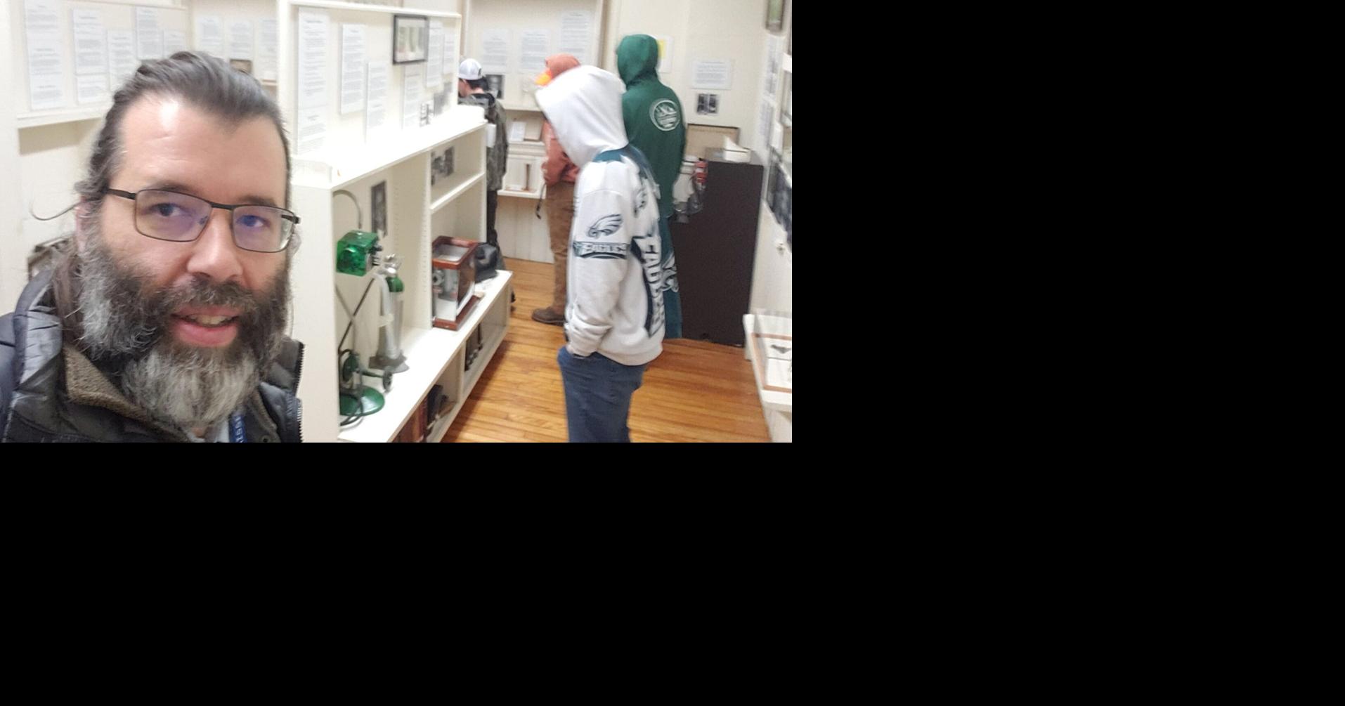 Jason Barney, history teacher | | samessenger.com