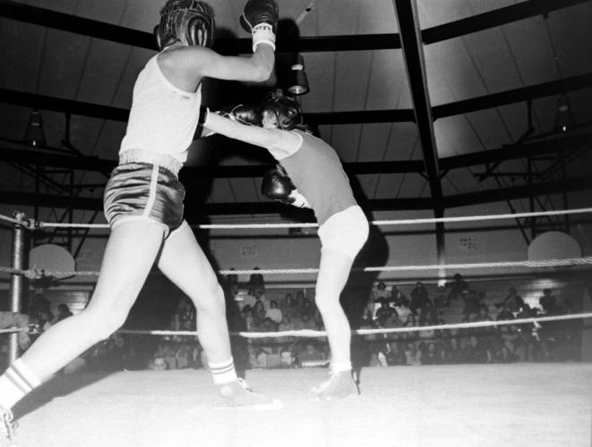 Jan. 24 1976 | | samessenger.com