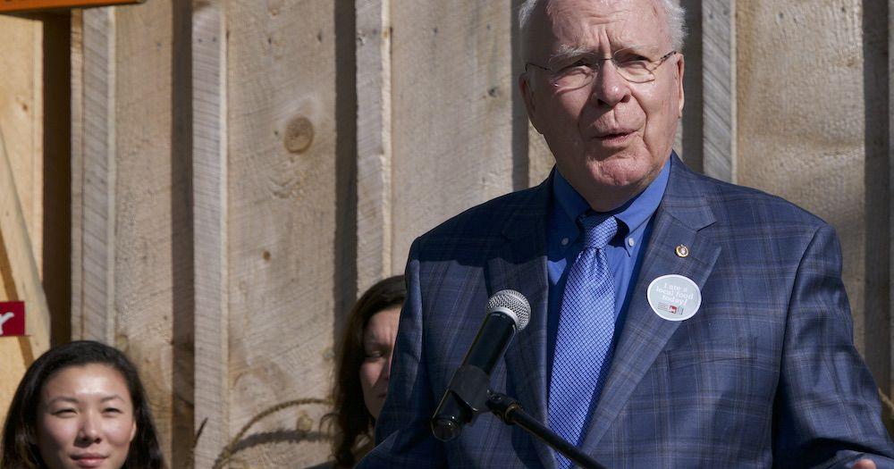 Leahy champions Farm to School at SATEC | Local News | samessenger.com