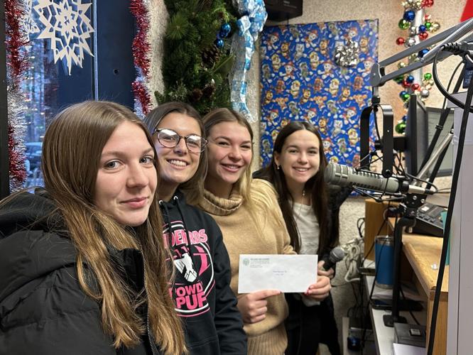 2023 Powder Puff athletes visit KOOL 105 for donation celebration ...