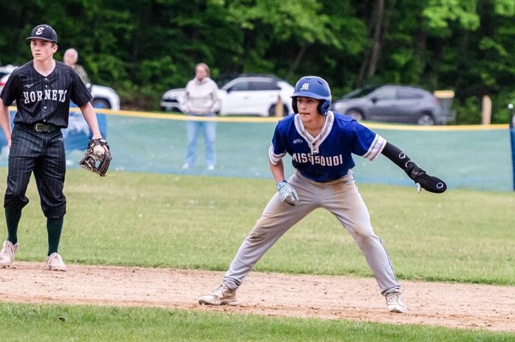 Thunderbirds edge Hornets in senior day contest; Gavin Nichols' timely ...