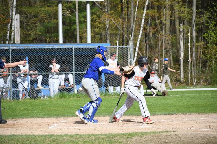 Thunderbirds edge Tigers; Parker Hakey and Gavin Nichols drive in MVU ...