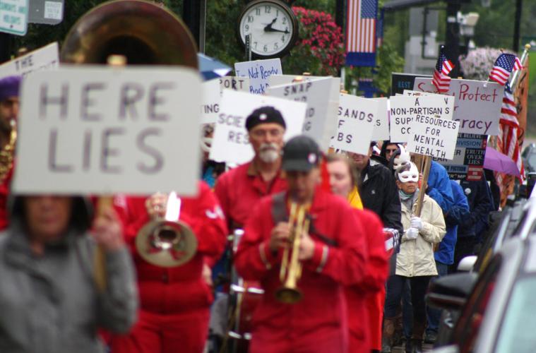 The 25 Best Photos of ‘25 | Local News | samessenger.com