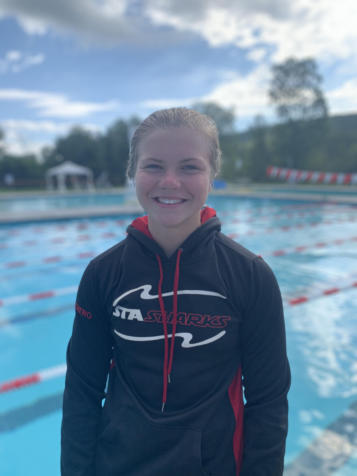 Sharks of the Week: Riley Grimes and Nora Tatro | Sports | samessenger.com