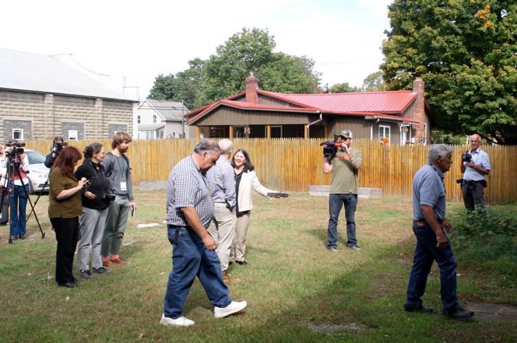 Sen. Peter Welch tours refuge, visits Abenaki in Swanton | Local News ...