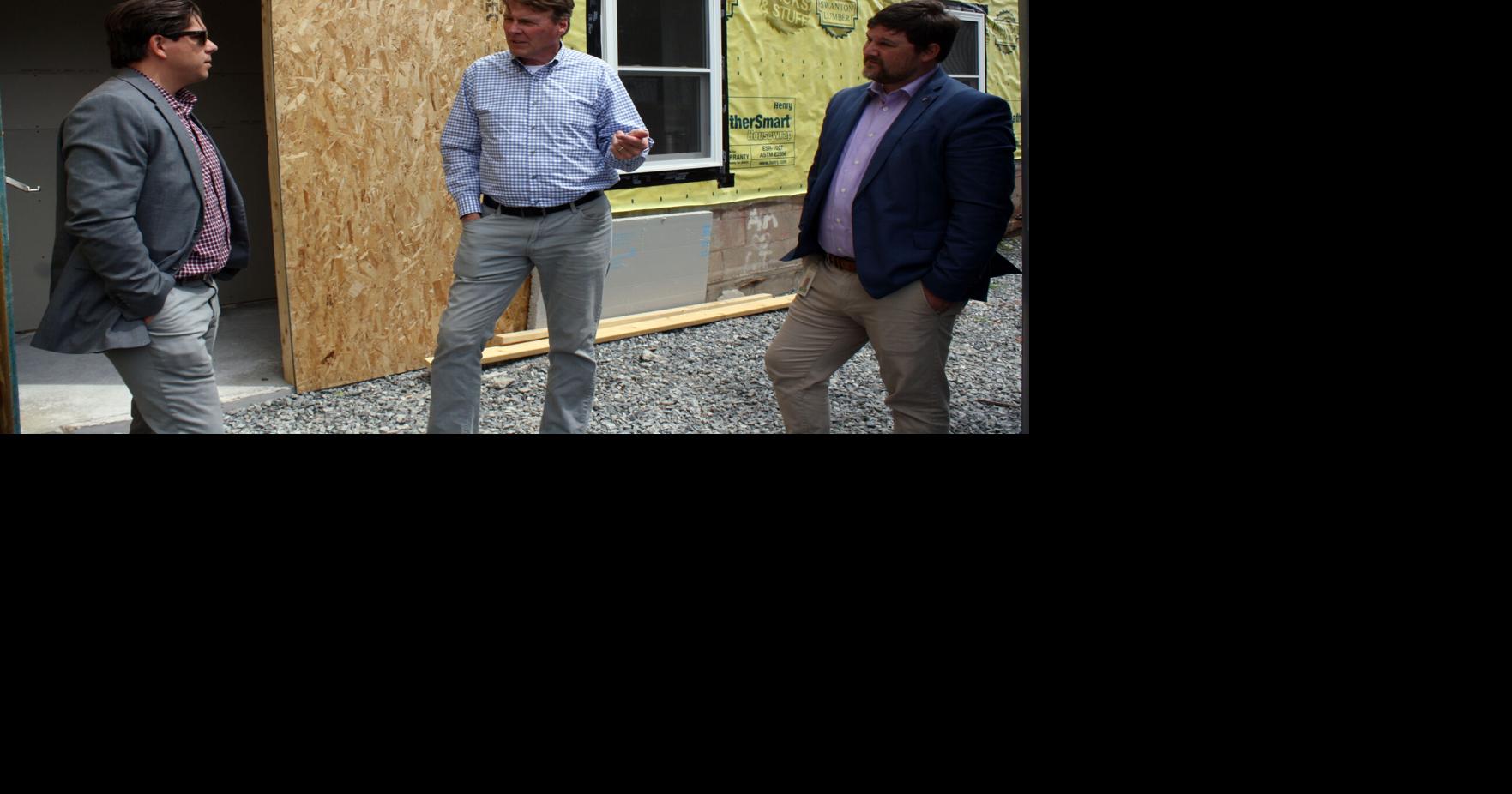 State officials tour Perley Block in Enosburg, say it's a prime example ...