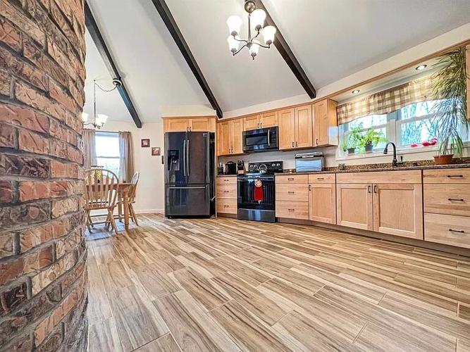 Home tour of the week: This house in Swanton is steps away from Lake ...