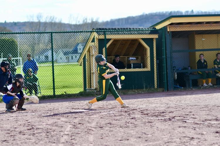 Comets cruise past Crimson Tide; Ruby Dasaro and Anna Smith hit grand ...