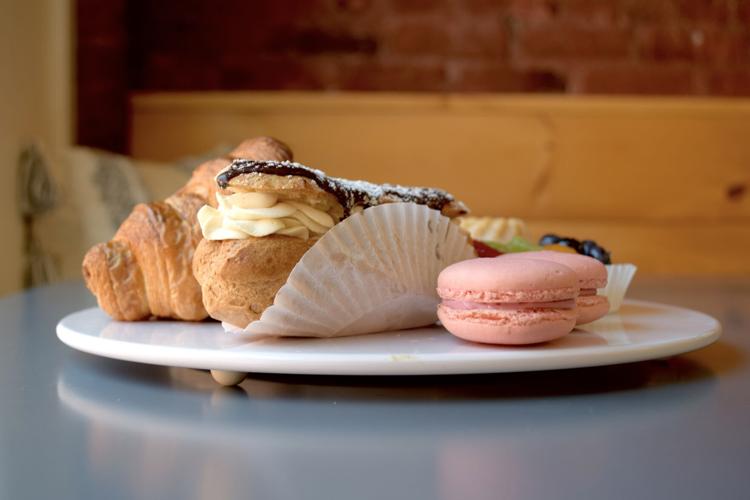 Red House Sweets | | samessenger.com