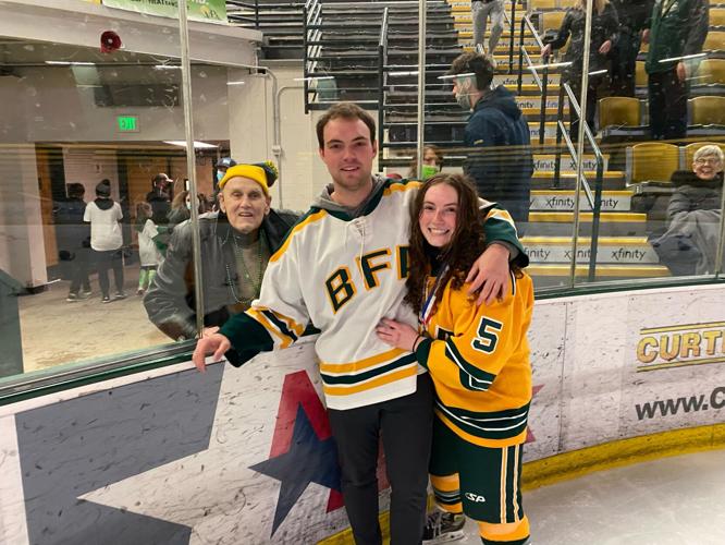 Rachel Needleman plays for the love of the game | Sports | samessenger.com