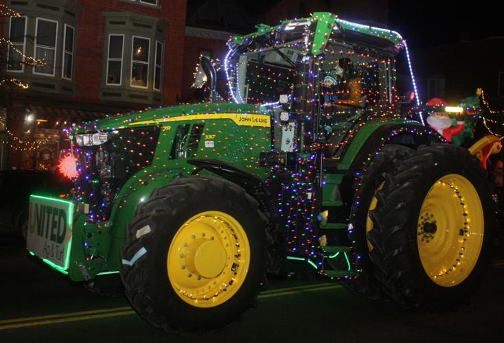 PHOTOS: Holiday Tractor Parade and Running of the Bells draw hundreds ...