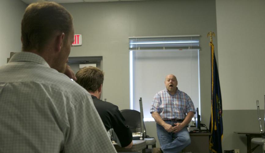 Building a second chance: Construction program trains former prisoners ...