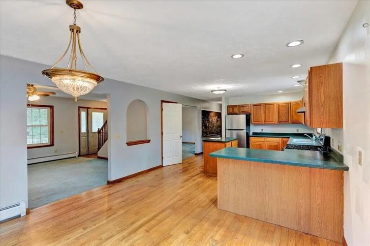 Home tour of the week: A $475,000 home in Fairfax with three bedrooms ...