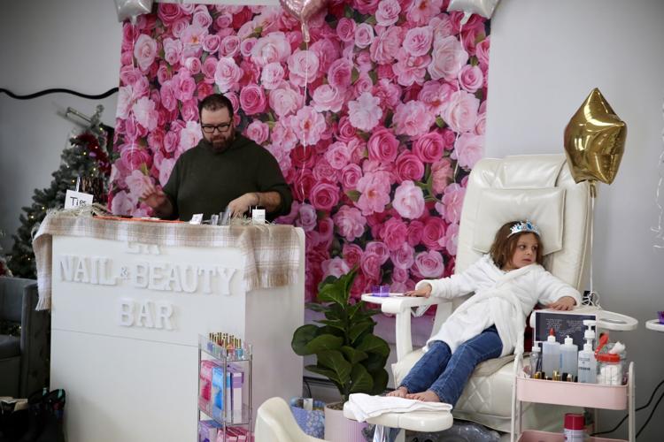 LA Nail and Beauty Bar hosts Princess Pamper Party | Business ...