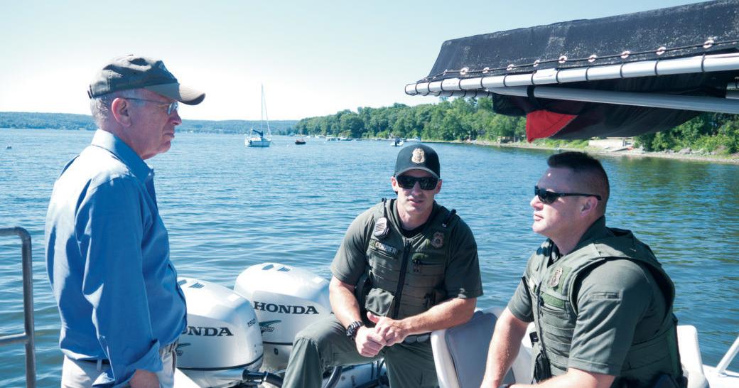 Welch tours St. Albans Bay | Local News | samessenger.com