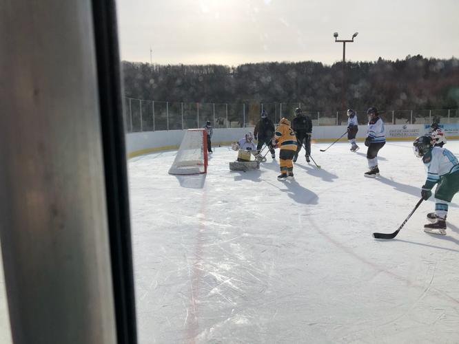 St. Albans Leafs travel to rink of dreams for shinny tournament ...
