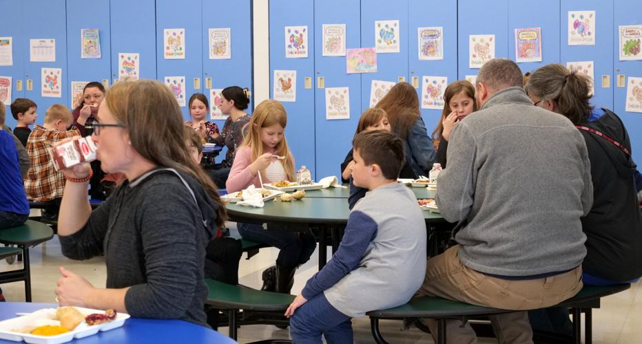 PHOTOS: 'Give Thanks Meal' returns to Highgate Elementary School ...