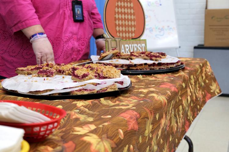 PHOTOS: 'Give Thanks Meal' returns to Highgate Elementary School ...