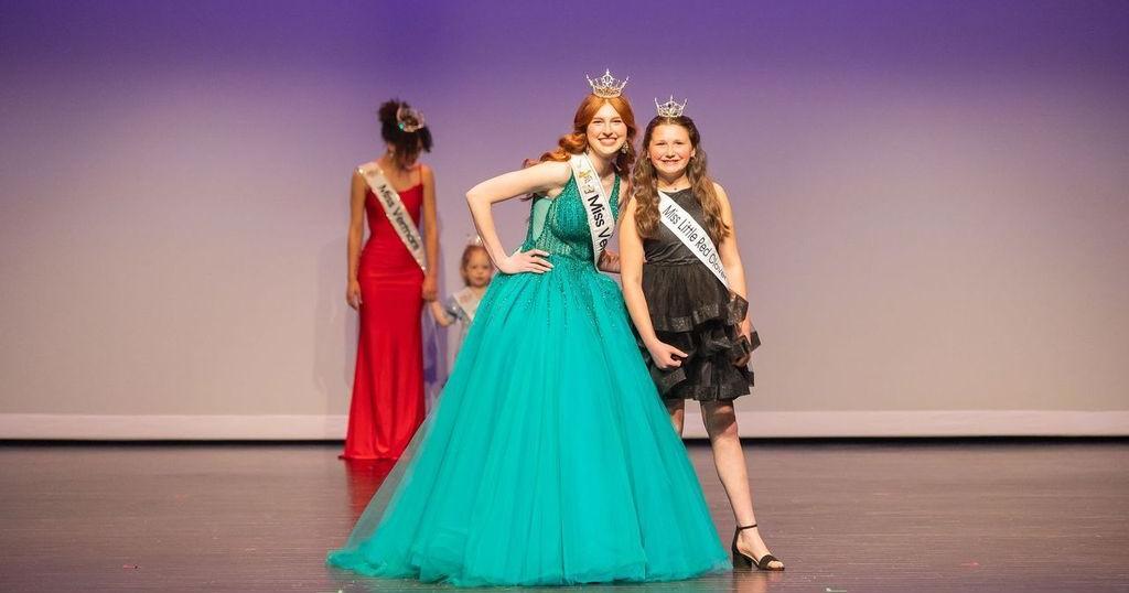Miss Vermont Pageant "Little Sisters" program | | samessenger.com