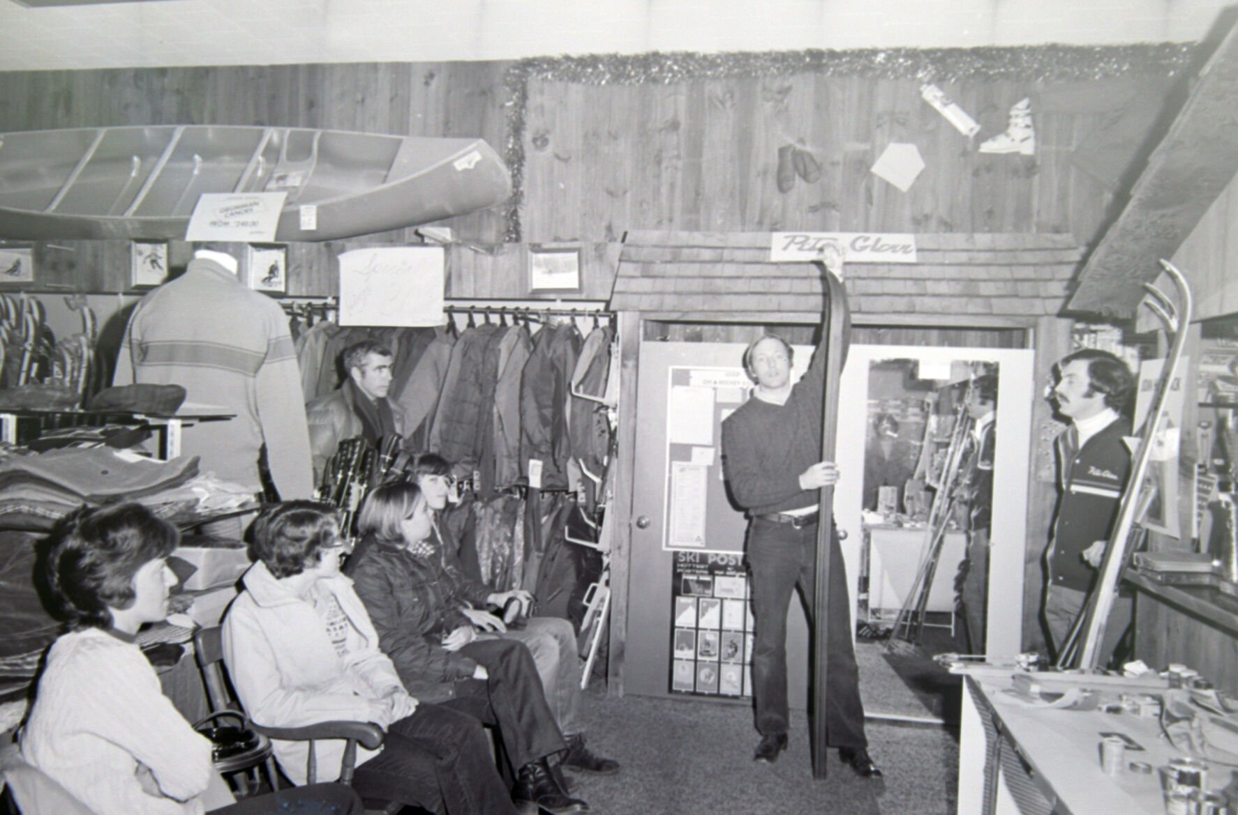 From the archives – fresh photos of haircuts, boxing and more | Photos ...