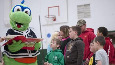 Pawsitive students of the month | | samessenger.com