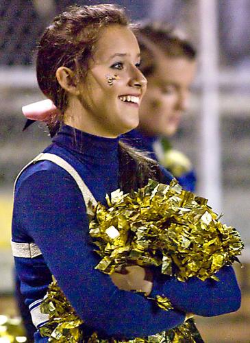 Yellow Jackets storm Vikings, 56-13 | Prep Sports | sanfordherald.com