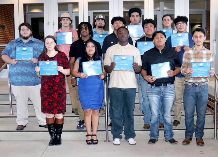 Caterpillar Youth Apprenticeship program celebrates graduates ...