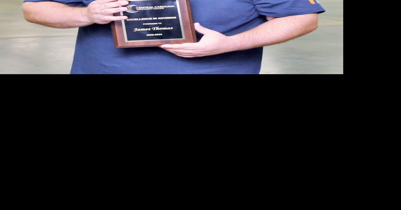 Thomas receives CCCC Excellence in Advising Award | Archives | sanfordherald.com