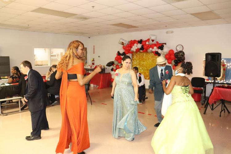 Prom brings LCI clients to the dance floor | Lee County | sanfordherald.com