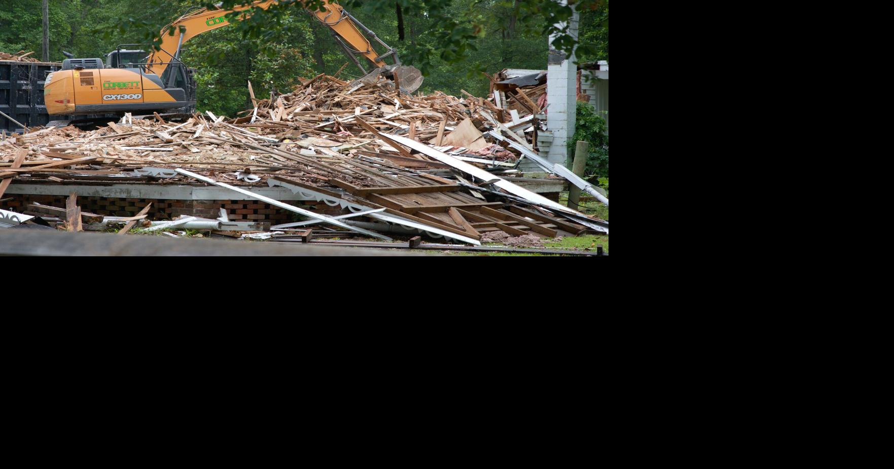 FAREWELL, MISS BELLE’S: Beloved Cameron landmark demolished | Archives ...