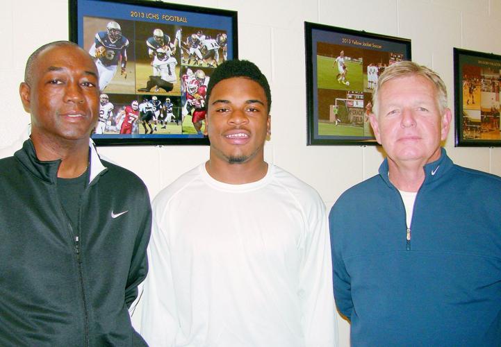 Pullum showing skills at U.S. Army football combine | Prep Sports ...