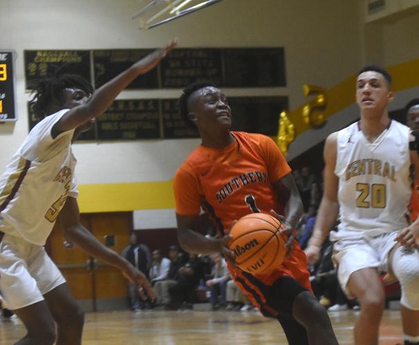 Cavs earn a shot to finish 10-0 | Archives | sanfordherald.com