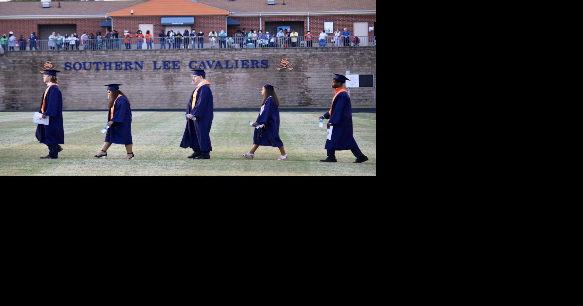 SLHS graduates celebrate after a tough year | News | sanfordherald.com