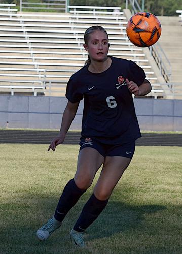 Lady Jackets win, hope for title shot | Archives | sanfordherald.com