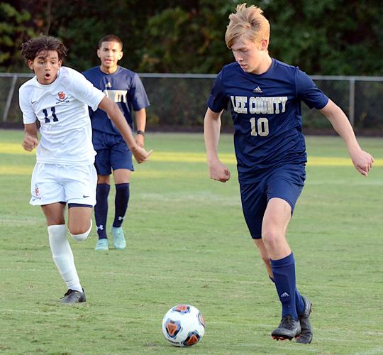 Jackets stay atop SAC soccer standings | Archives | sanfordherald.com